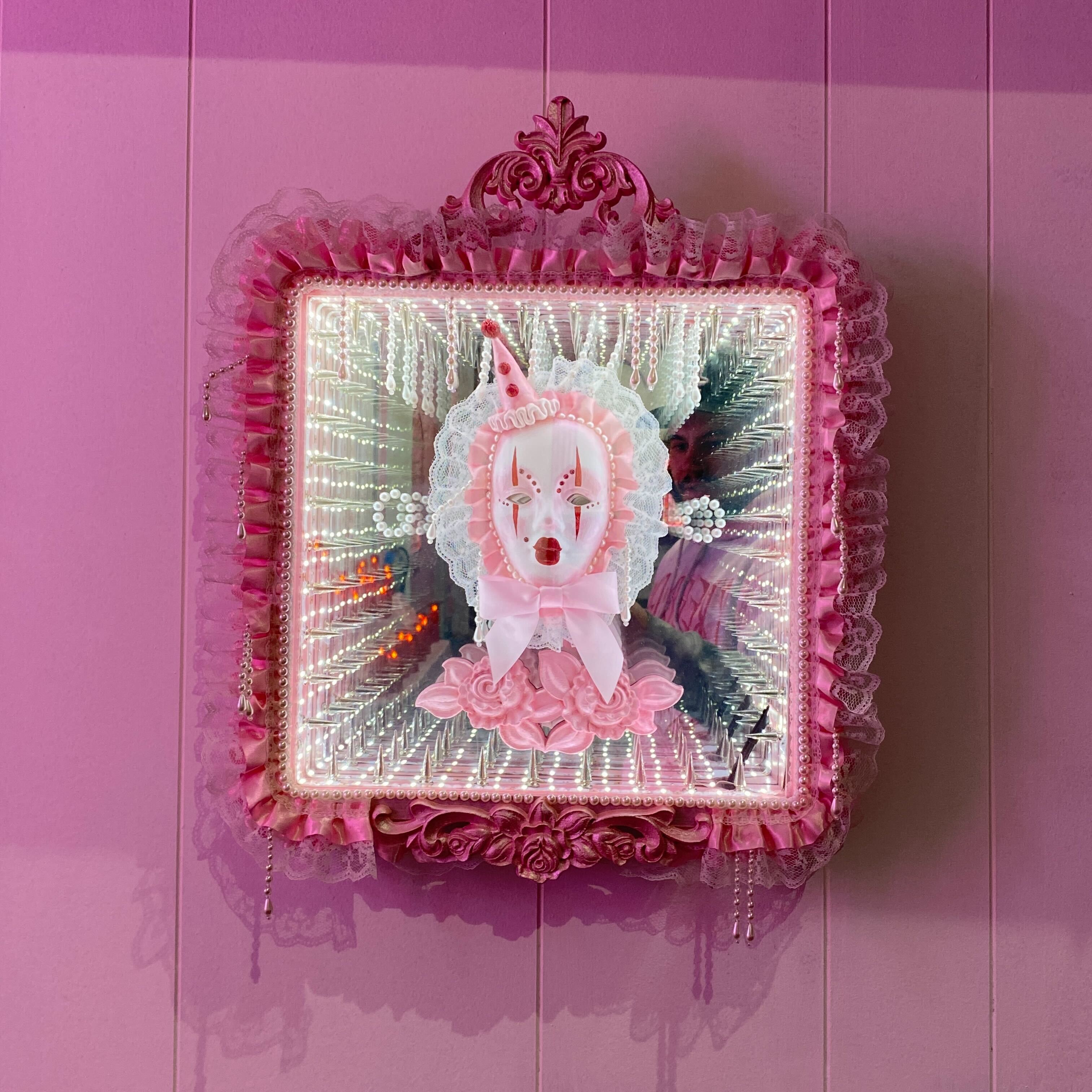 Clown Infinity Mirror – Superchief Gallery